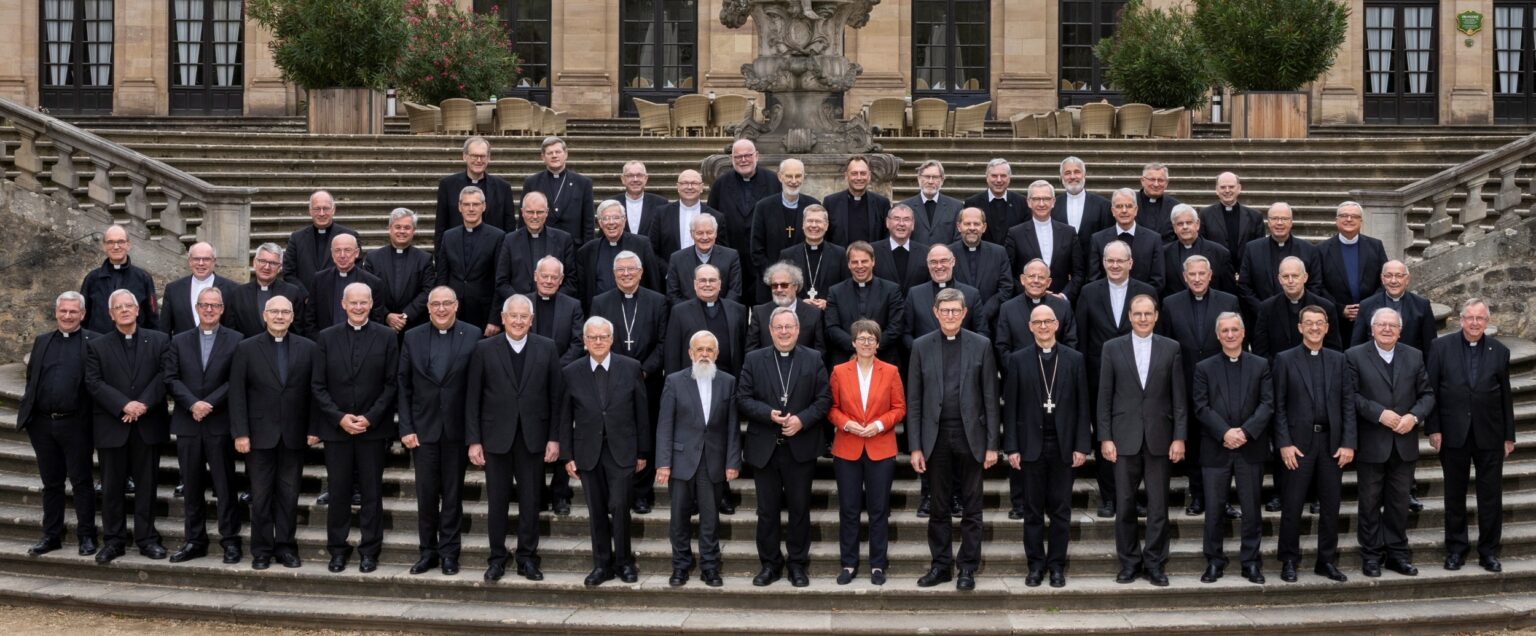 Wer wird neuer Vorsitzender der Bischofskonferenz? | Die Eule